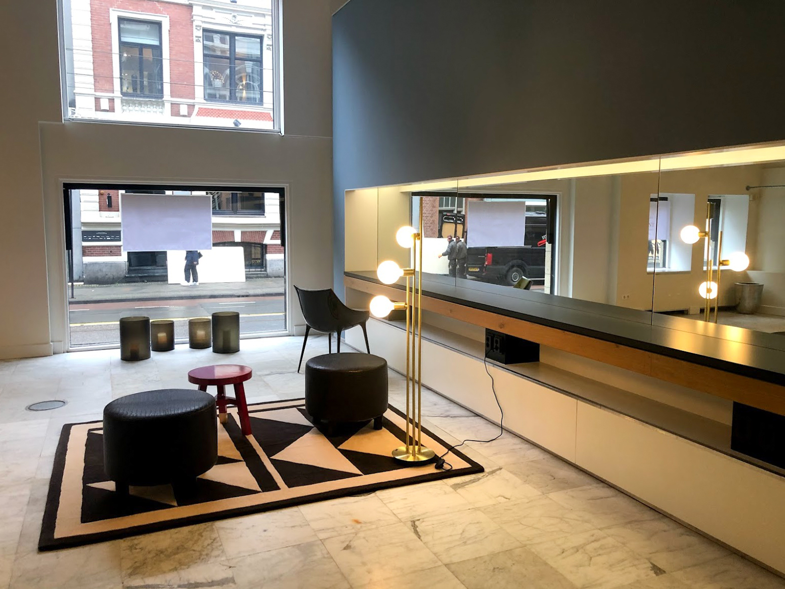 Rent space 50m2 pop-up space in Amsterdam in Amsterdam