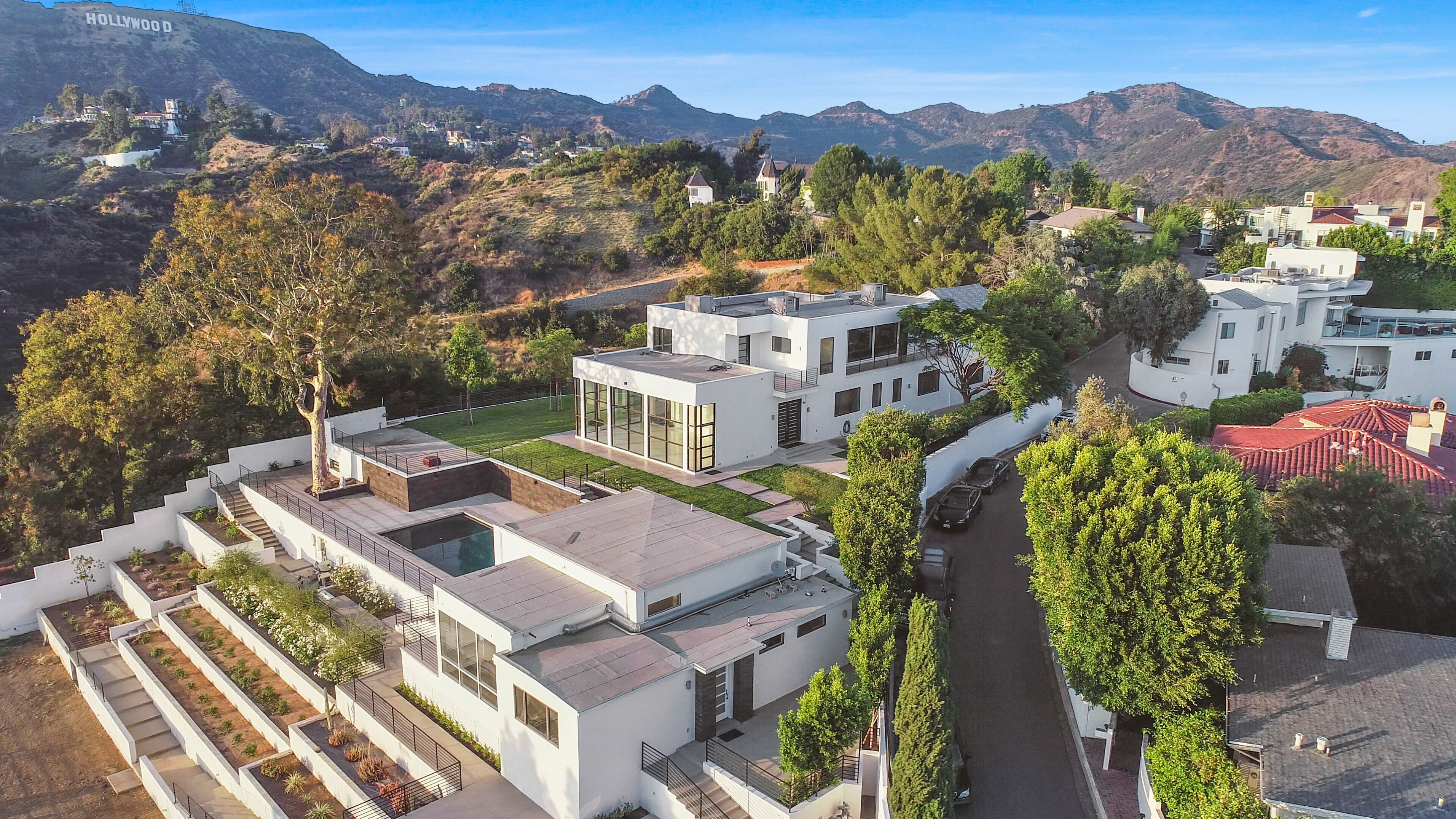 Rent space Tranquil Compound With Great Views Of Hollywood Sign in Los ...