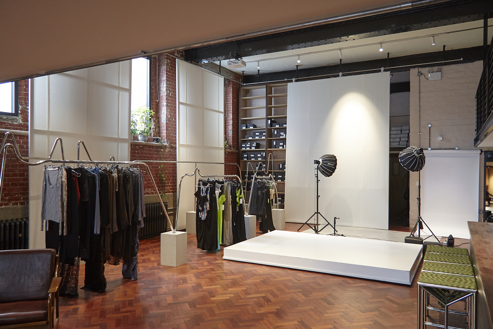 Rent popup store space East London Showroom/Studio in London